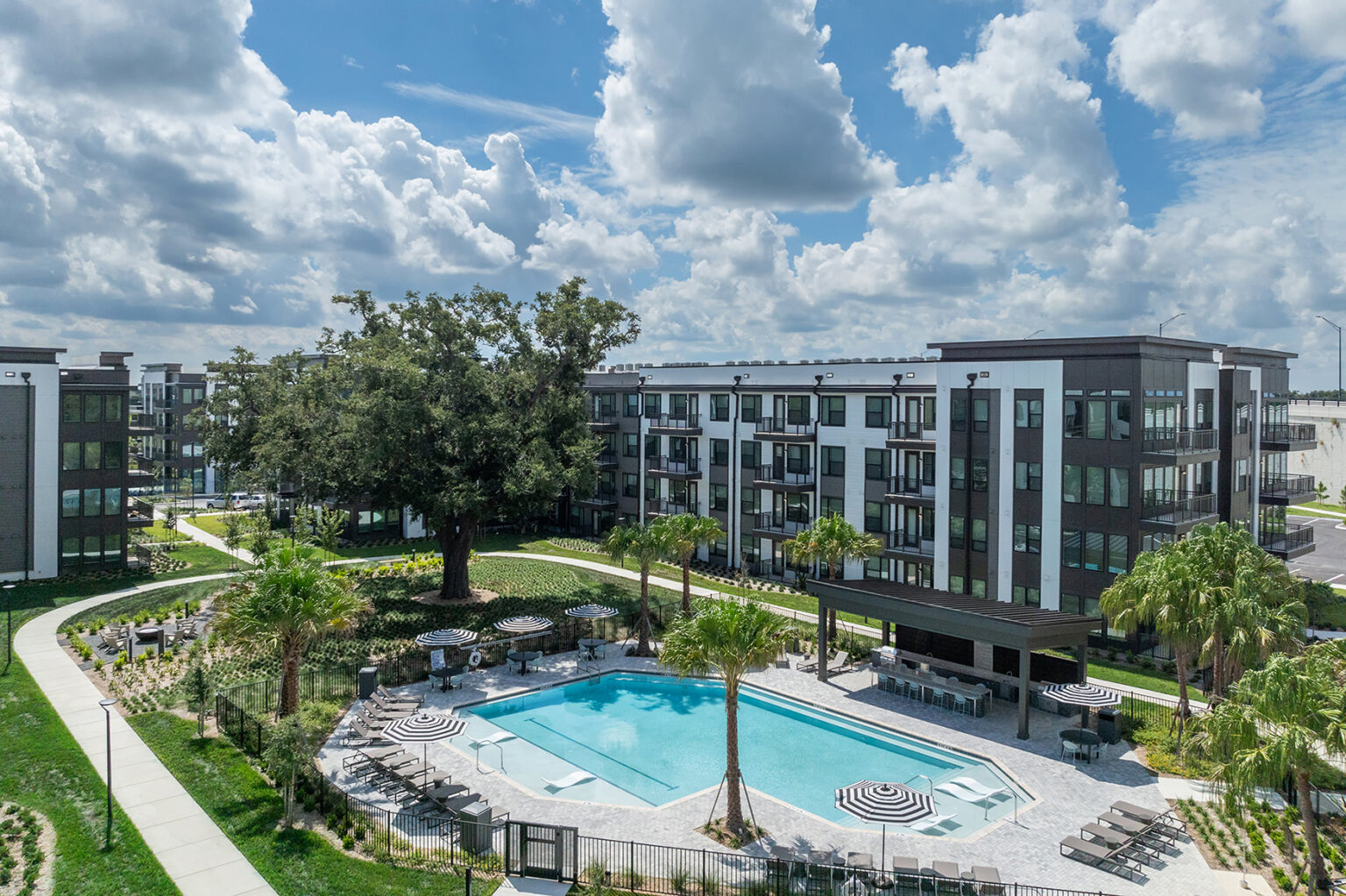 Prospect Lake Wire: New Luxury Apartments in Lakeland, FL
