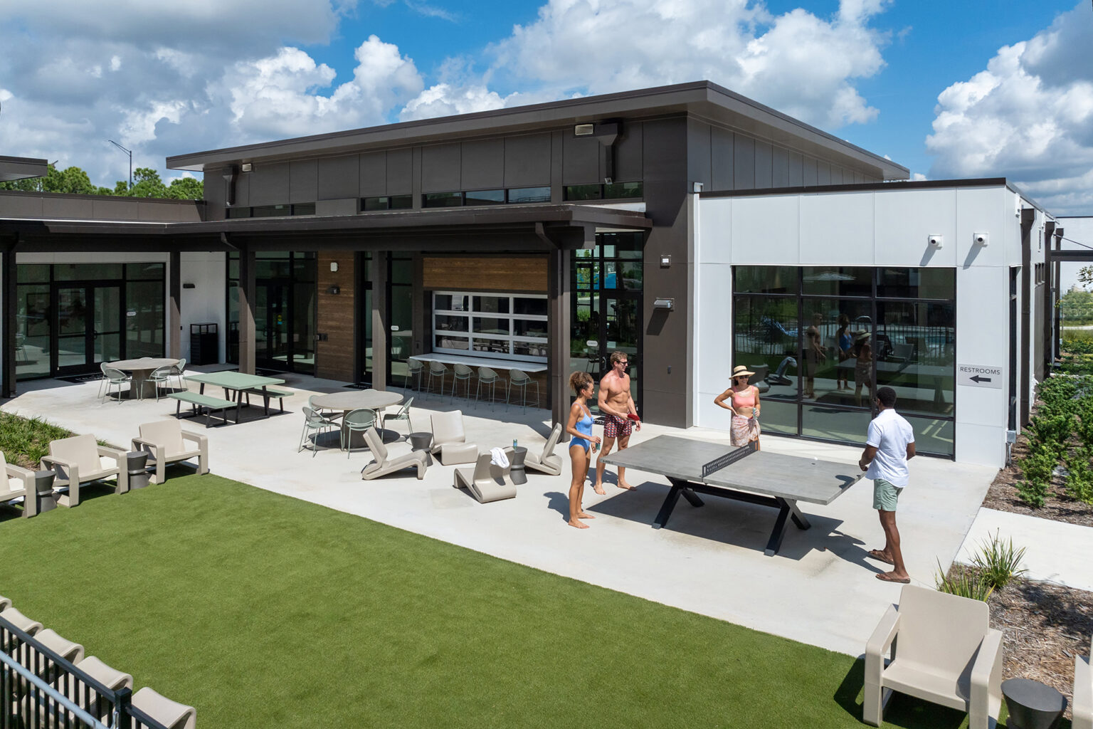 Prospect Lake Wire: Luxury Apartments in Lakeland, FL